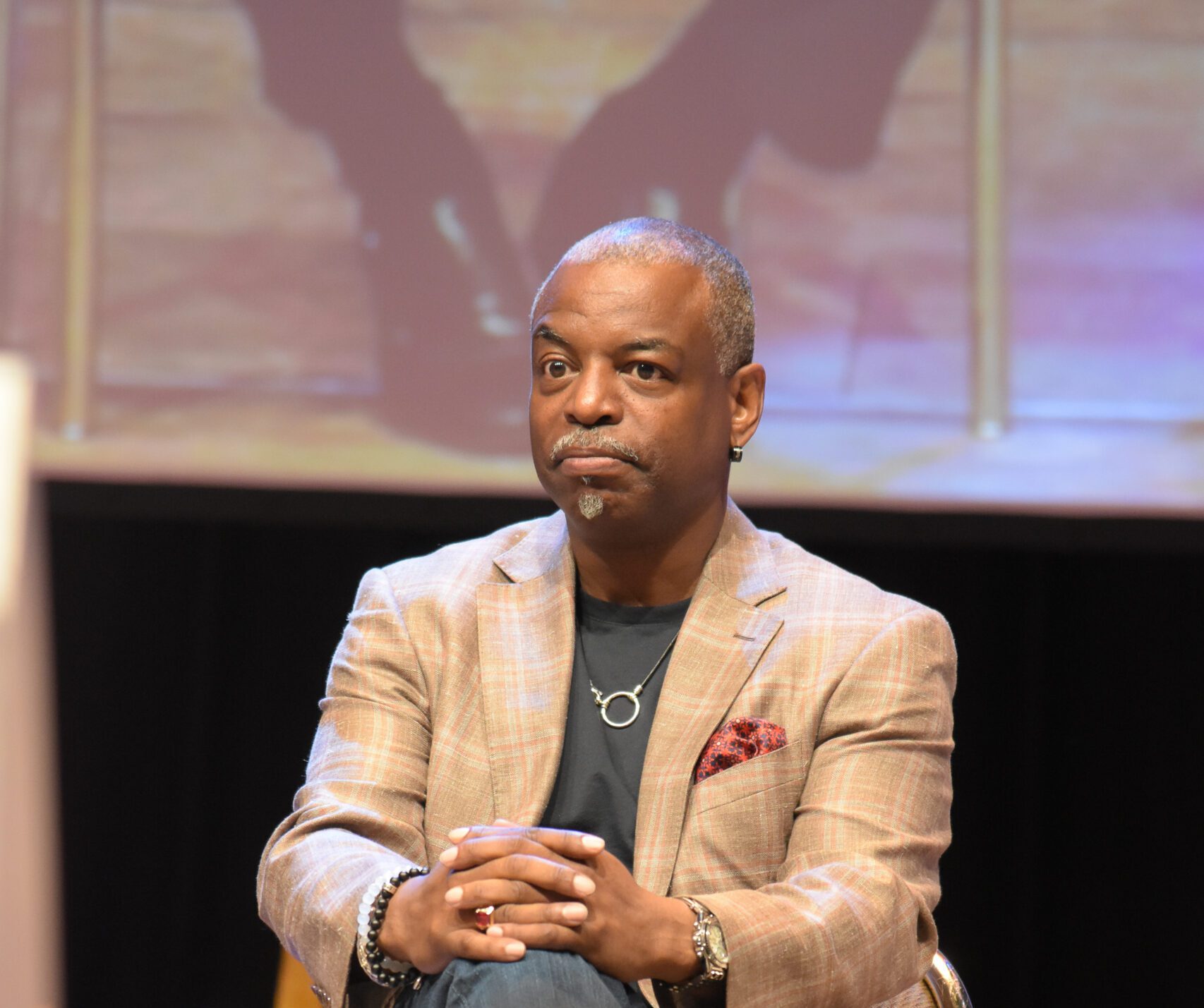 103.9 WDKX – Rochester's Top Station for Hip-hop and R&B